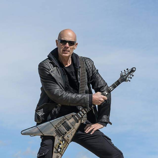 Wolf Hoffmann pensó que el Heavy Metal había muerto en la década de 90 ...